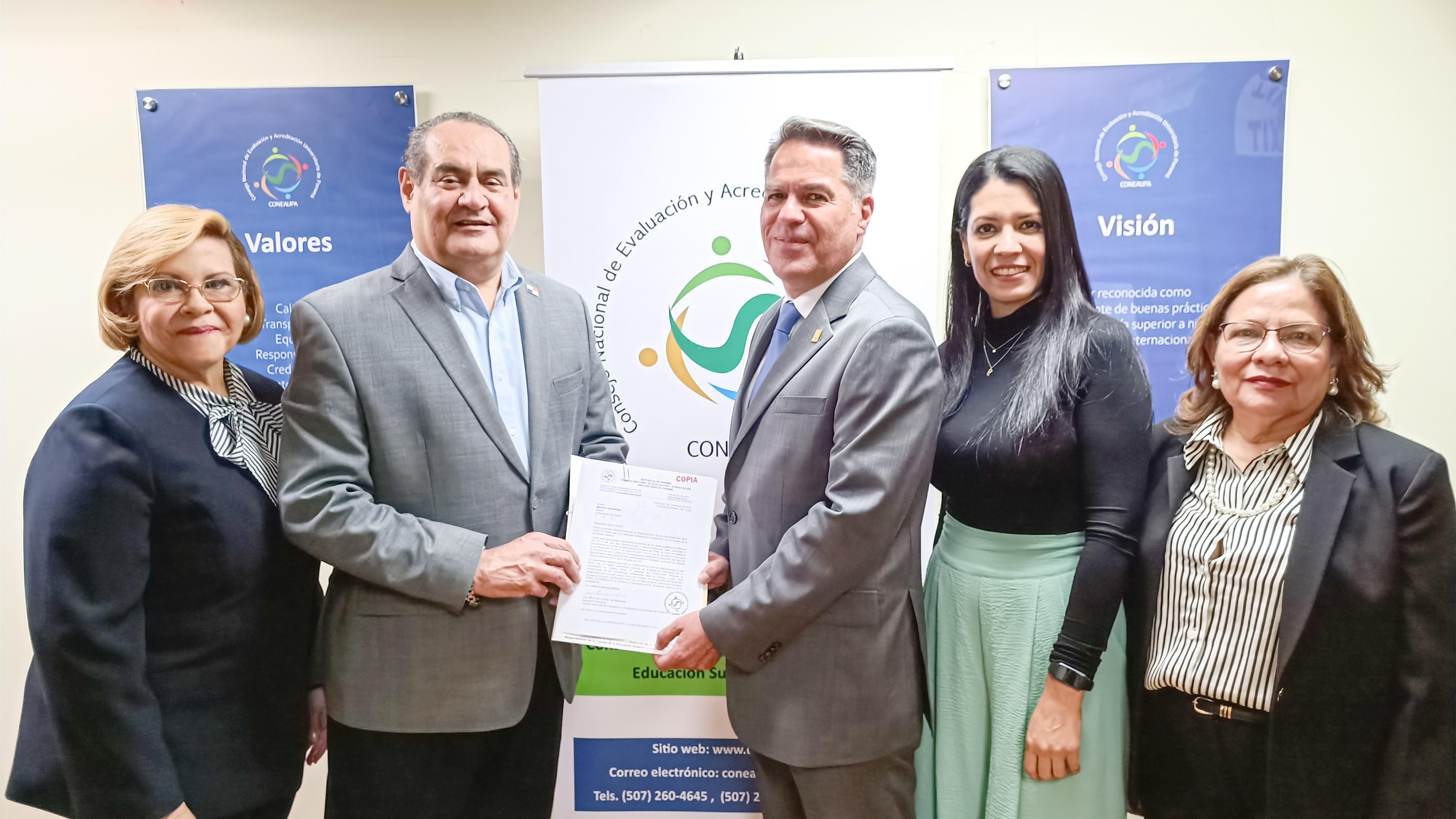 LA UNIVERSIDAD DEL ISTMO ES REACREDITADA POR 6 AÑOS MÁS. |U del Istmo ...